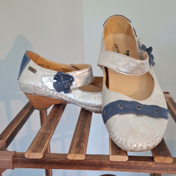 orthosolutions | Shoes | Orthosolutions Silver And Blue Flats ...
